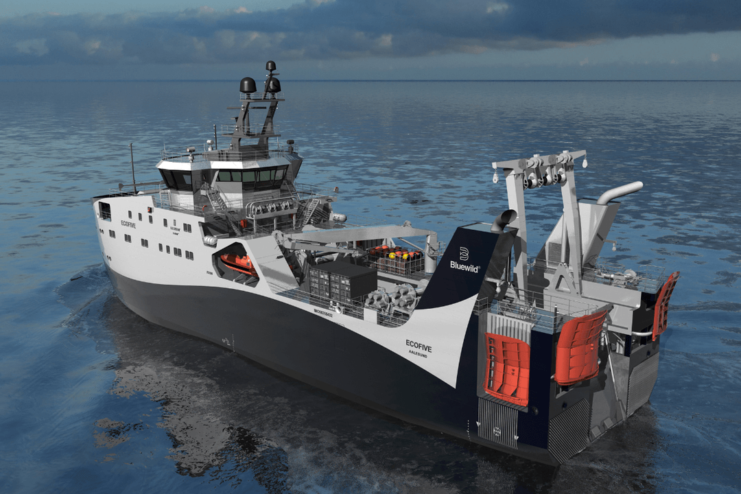 The future factory trawler Ecofive - Cflow is on board